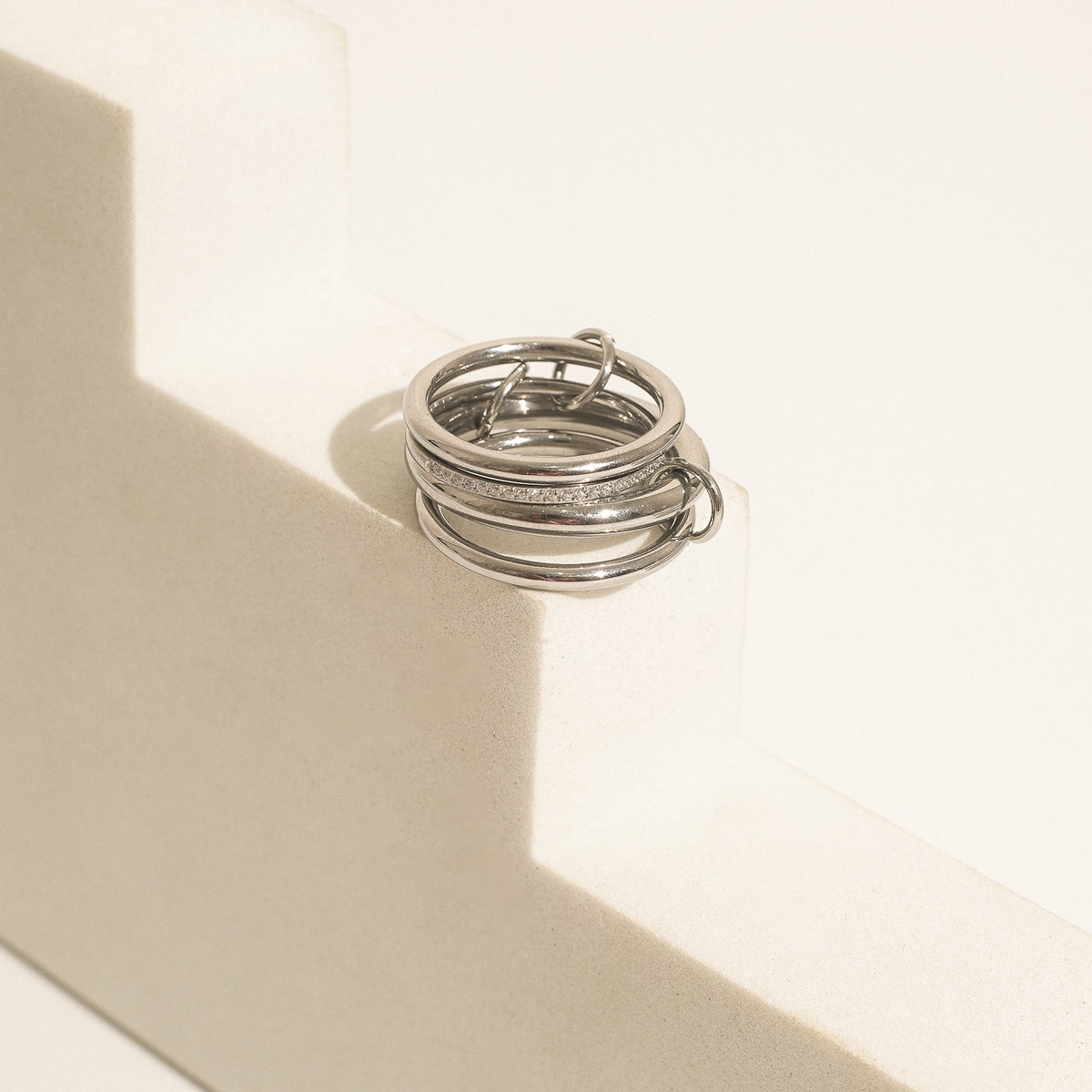 Quad (Silver) – Sunspell