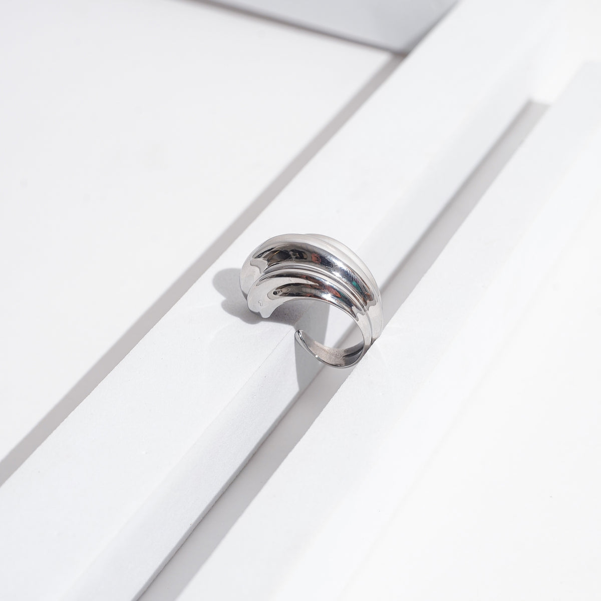 Amala (Silver) – Sunspell