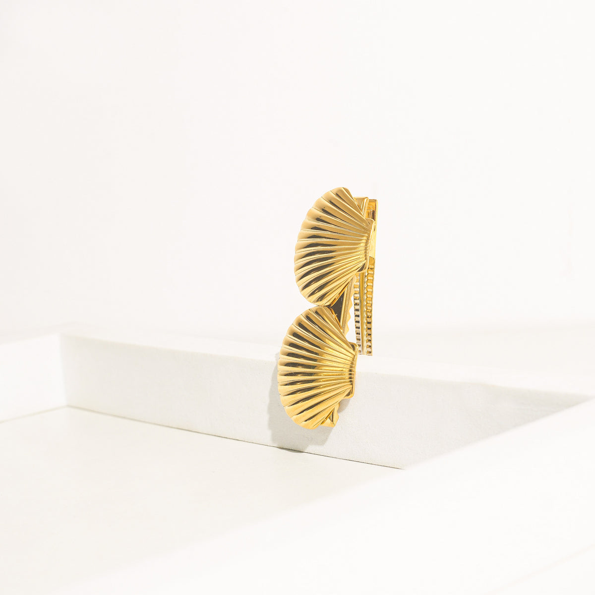 Cael Clip – Sunspell